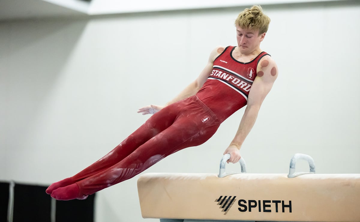 Loos leads senior men on Day 1 of 2025 Winter Cup • USA Gymnastics